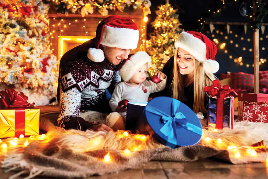 Remembering Christmas Past Traditions: Classic Foods, Decorations ...
